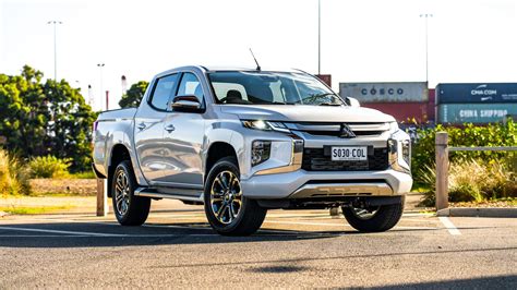 Mitsubishi Triton GLX X Vs Mitsubishi Triton GLX X Comparison CarExpert
