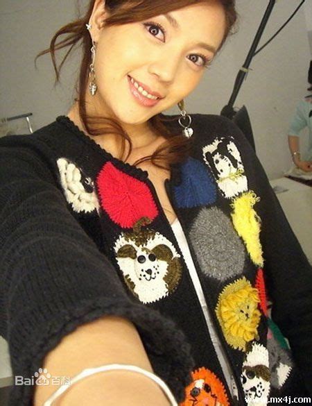 周韦彤cica Zhou生活照素颜照 周韦彤cica Zhou生活照素颜照相册 万佳直播吧