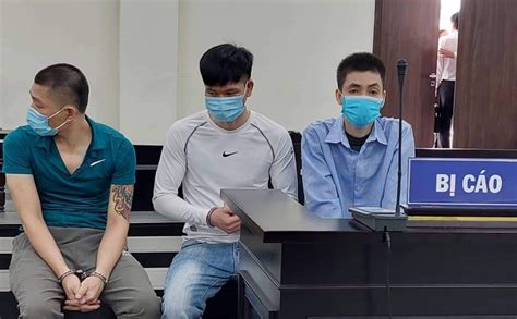 Một Nữ Sinh Bị đánh Tại Nhà Riêng đến Nhập Viện Rồi Bị Quay đăng Clip