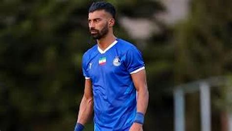 استایل جدید رامین رضاییان در راه عربستان عکس