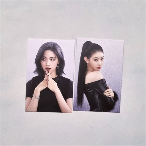 ITZY Mini Album CHESHIRE Official Neon Photocard PC Hobbies Toys