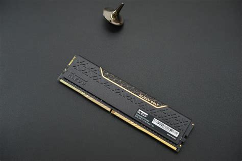 超频小钢炮 科赋bolt雷霆ddr4 3000内存图赏