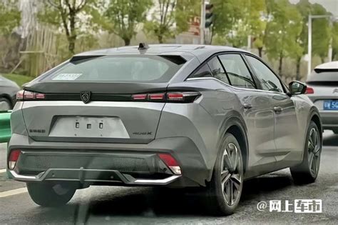 标致408x实车街拍 明年二季度上市 配16t8at 青岛新闻网