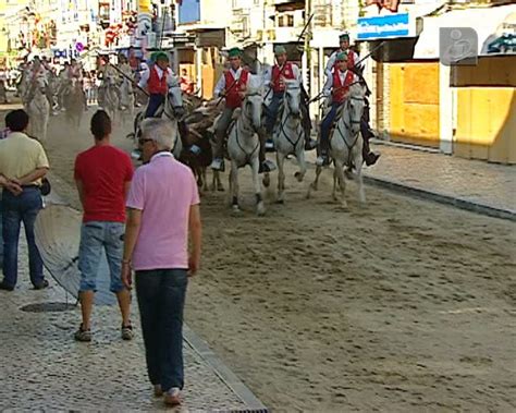 Vila Franca De Xira Touros Fazem Quatro Feridos Graves Tvi24