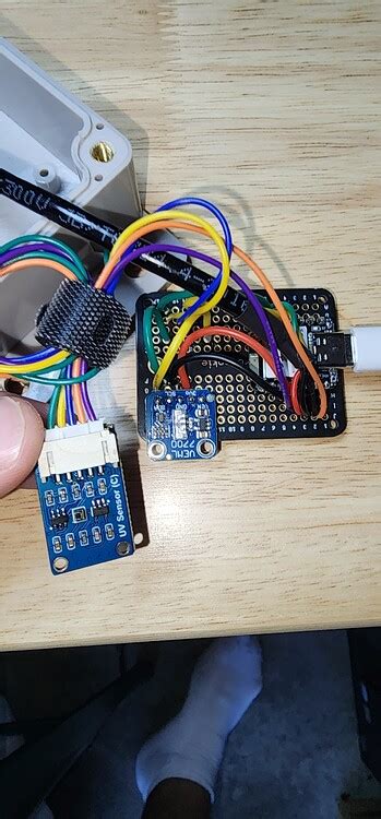 Powering Seed Esp32c6 With Dfrobot 5v1a Solar Power Manager