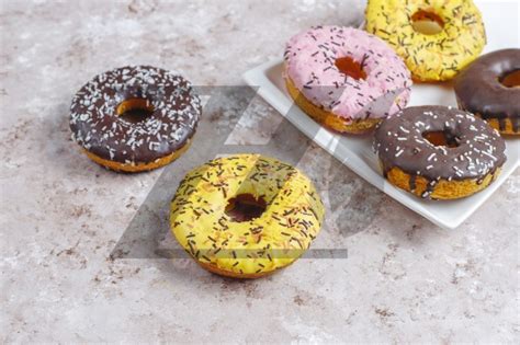 دانلود عکس دونات در طعم های متنوع دانلود رایگان فایل لایه باز، Psd