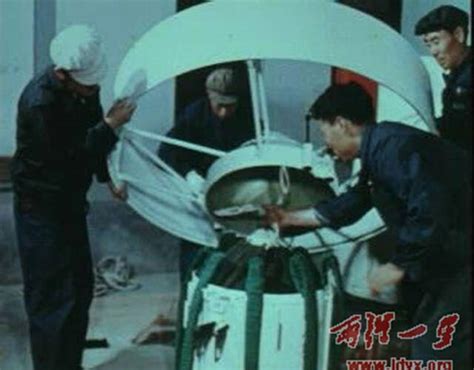 中国首次空投氢弹实验纪实