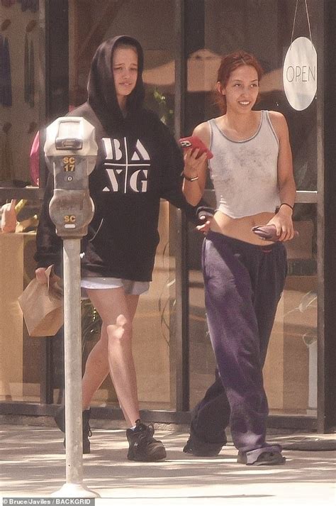 შაილო შეყვარებულია ანჯელინა ჯოლისა და ბრედ პიტის 19 წლის ქალიშვილის