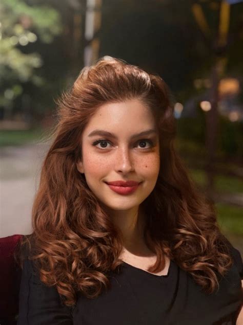 Yazarın Odası Burcu Ünlü Meltem Dağcı Edebiyat Haber