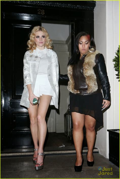 Pixie Lott World 2013 Pixie Lott Shows Lots Of Leg At 28 Club