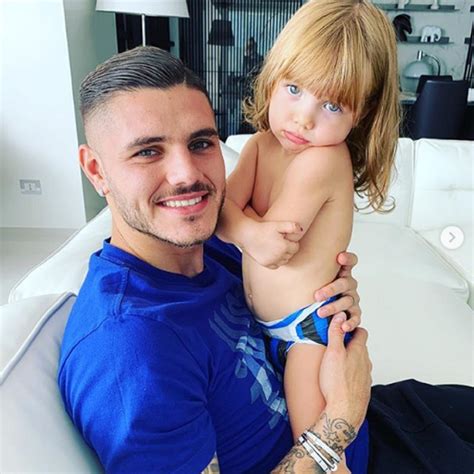 El festejo de los dos años de Isabella Icardi mirá lo que llevó Wanda Nara al cumpleaños de su