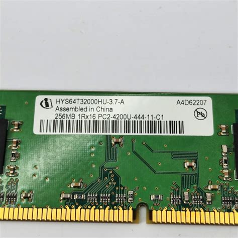 Infineon 256MB 1Rx16 PC2-4200U-444-11-C1 - HYS64T32000HU-3.7-A - New ...
