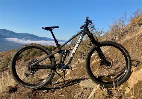 First Look 2021 Trek Slash 8 In For Review Singletracks Mountain