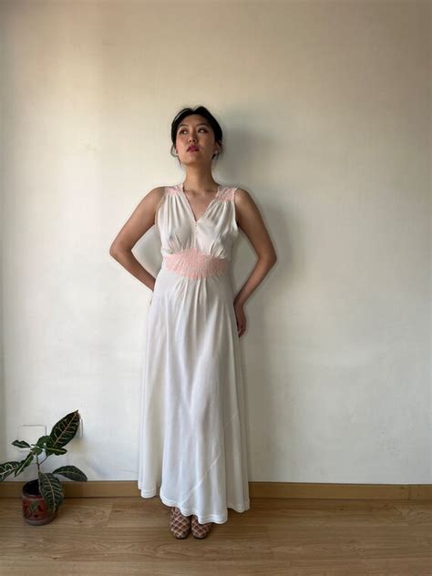 1930s Peach Appliqué Silk Bias Cut Pure Silk Chiffon Gem