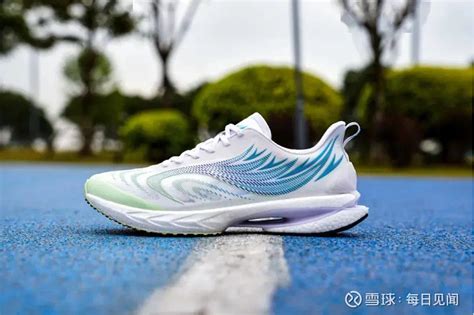 特步业绩预告令人振奋，运动品牌不再是洋货的天下 图片上传中图片上传中特步业绩数据亮眼，背后有哪些变化2022年1月14