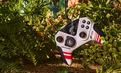 The first major update for Thrustmaster’s eSwap controller is here ...