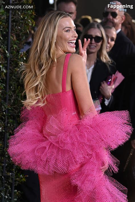 Margot Robbie Sexy Shines In A Stunning Pink Dress At The 81st Golden
