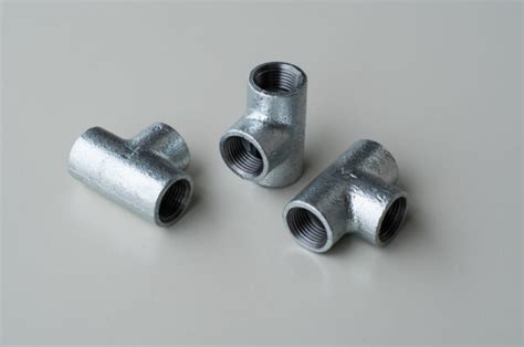 配管の継手とは？ 基本の種類や用途、特徴を一覧で解説 鋼管パイプ加工の総合技術商社 宮脇鋼管株式会社