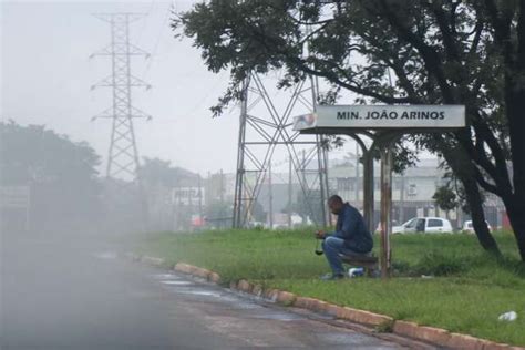Chuva abriu passagem para frente fria e feriado terá mínima de ºC Meio Ambiente Campo