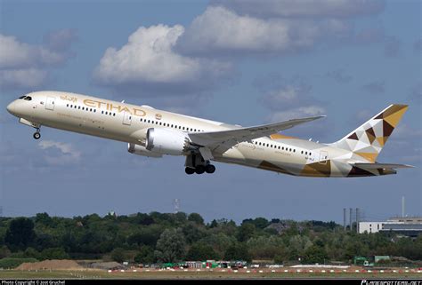 A6 Blz Etihad Airways Boeing 787 9 Dreamliner Photo By Jost Gruchel