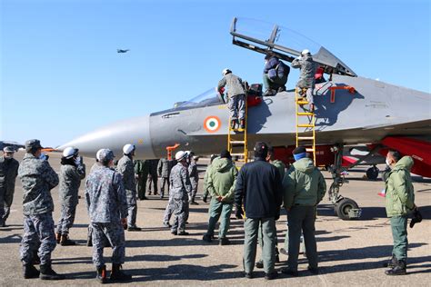 航空自衛隊百里基地 On Twitter ナマステ～！नमस्ते！百里基地では、施設隊 消防小隊 に対し Su30 乗員救出