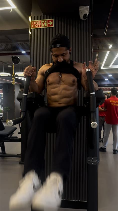 Huzefa Mohammed Bhai Shakir Huzefa1983 • Instagram Photos And Videos