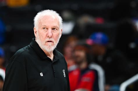 Gregg Popovich renova vínculo Spurs e baterá recorde na NBA
