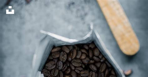 커피 원두의 선택적 사진 사진 Unsplash의 무료 커피 이미지