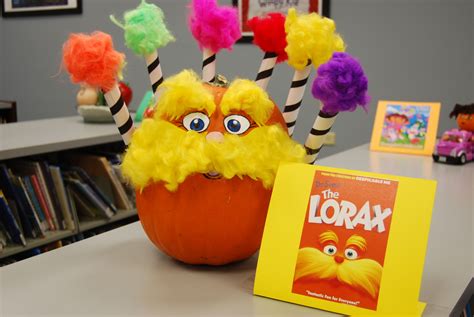 Pin By Megan Stitzlein On Cute Ideas Pumpkin Books Halloween Pumpkin