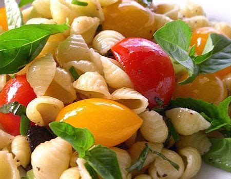 Makarna Salatası Tarifi Tarifleri