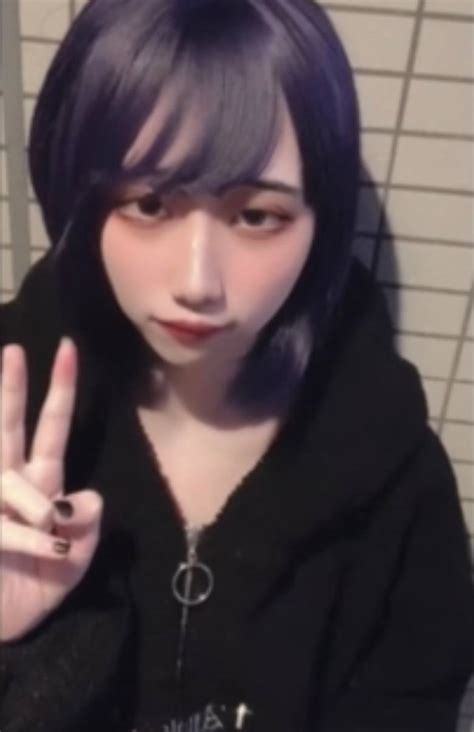 【野外露出お掃除イラマ】中年男のこってりチ カス食べます！コンカフェ勤務の容姿端麗な今時女の潤いのある小さくて締まりの良い口内全てを使ったお