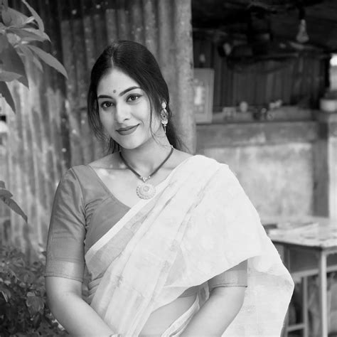 Mandira Roy Mandira New • Instagram Photos And Videos