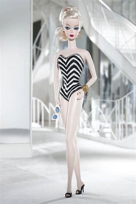 Debut Barbie Blond Collector Barbie