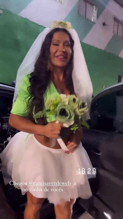 De Noivinha Gracyanne Barbosa Curte Festa Na Quadra Da Camisa Verde E