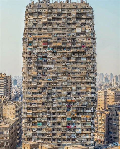 能量啟示錄 高密集住宅，遠看程度令人震撼，這樣的生活值得嗎？網友：鴿子籠居民樓