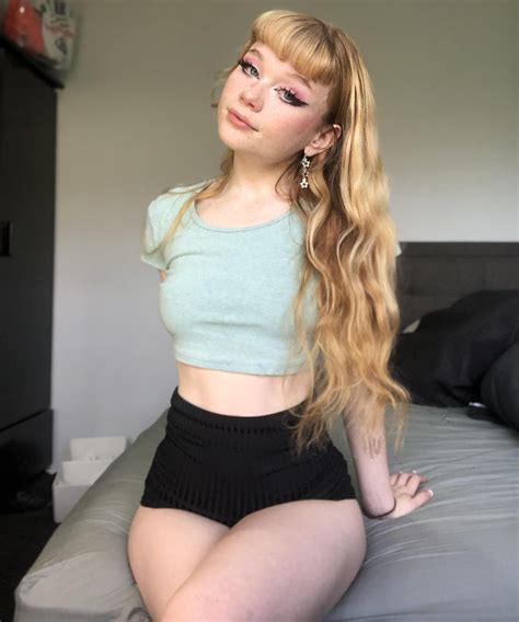 Crop Tops High Waisted Shorts Are The Best Combo Rcroptopgirls