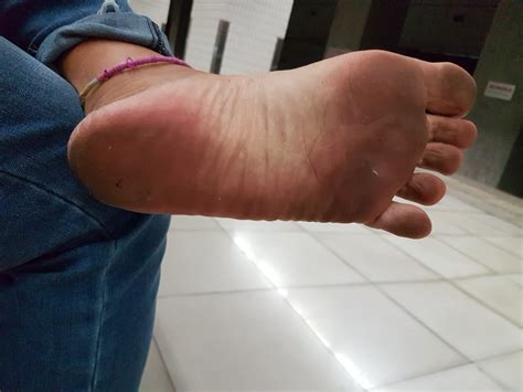 Go Go Barefoot
