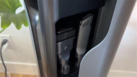 LG Cord Zero Stick Vac with All in One Tower - TechGadgetsCanada.com