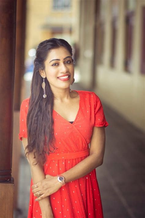 Thivya Mahen Medium