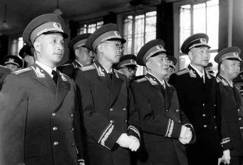 解放军四大野战军每万人出将帅效率排名，一野最高，四野最低