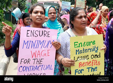 Dhaka Bangladesh July 13 2018 Bangladeshi Garment Workers Form A