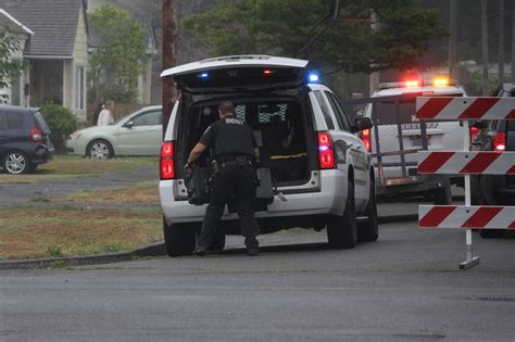 Police Peacefully Resolve Standoff In Hoquiam The Daily World