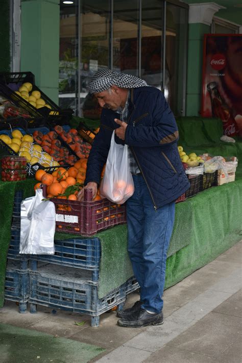 Old People Shopping Photos Download The Best Free Old People Shopping