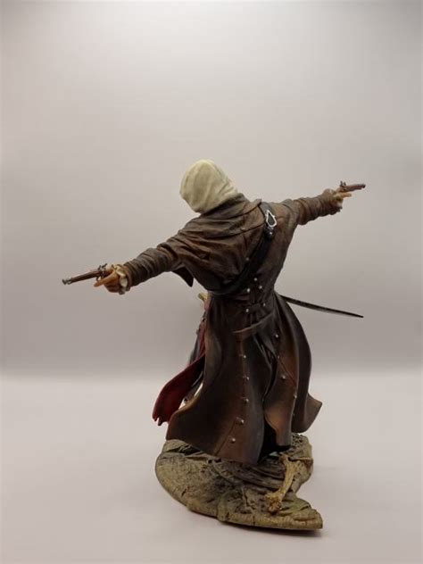 Assassins Creed Iv Black Flag Edward Kenway Collectors Figura