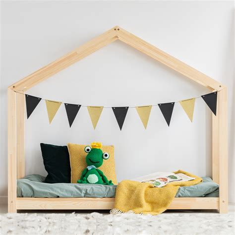Lit Cabane 90x200 Sommier Inclus Aude Bois Lits Cabanes Lit Cabane