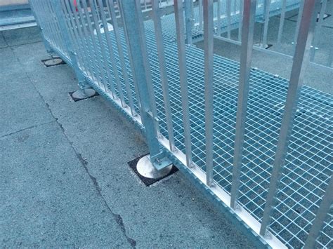 Heavy Duty Galvanized Safety Barrier With Grid Mesh Abr Home Metallic Constructions Since 2010