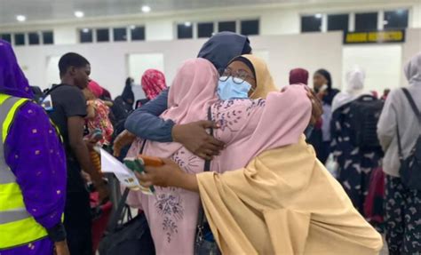 Sudan Crisis 376 Nigerian Evacuees Arrive Abuja The Whistler Newspaper