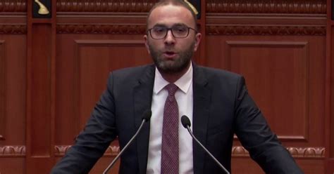 Basha Kryetar Grupi I Pd Shpërthen Bardhi Ska Ardhur Dita Që Ta