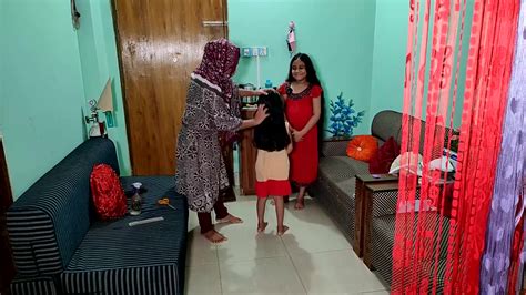 মচকা কিমচকা দিয়ে কিভাবে উকুনের ডিম আনা হয় মচকা Licecombing Raya