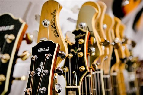 Study with the best music equipment, instruments & backline